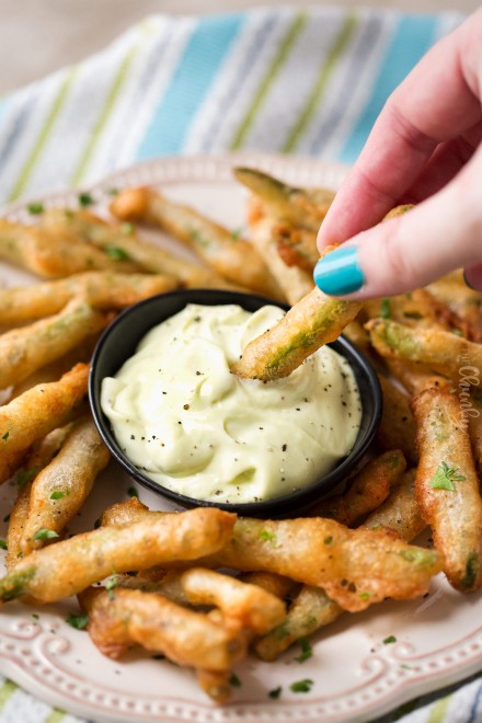 Beer Battered Fried Green Beans - The Chunky Chef