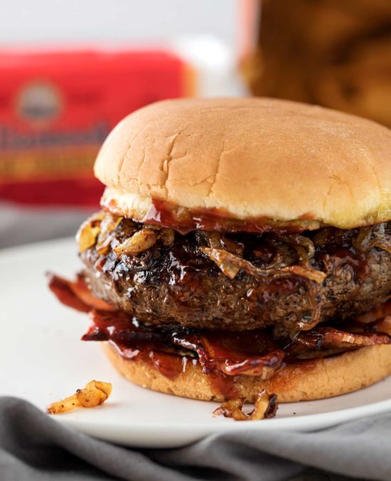 Cheese Stuffed Burgers (Juicy Lucy) - The Chunky Chef
