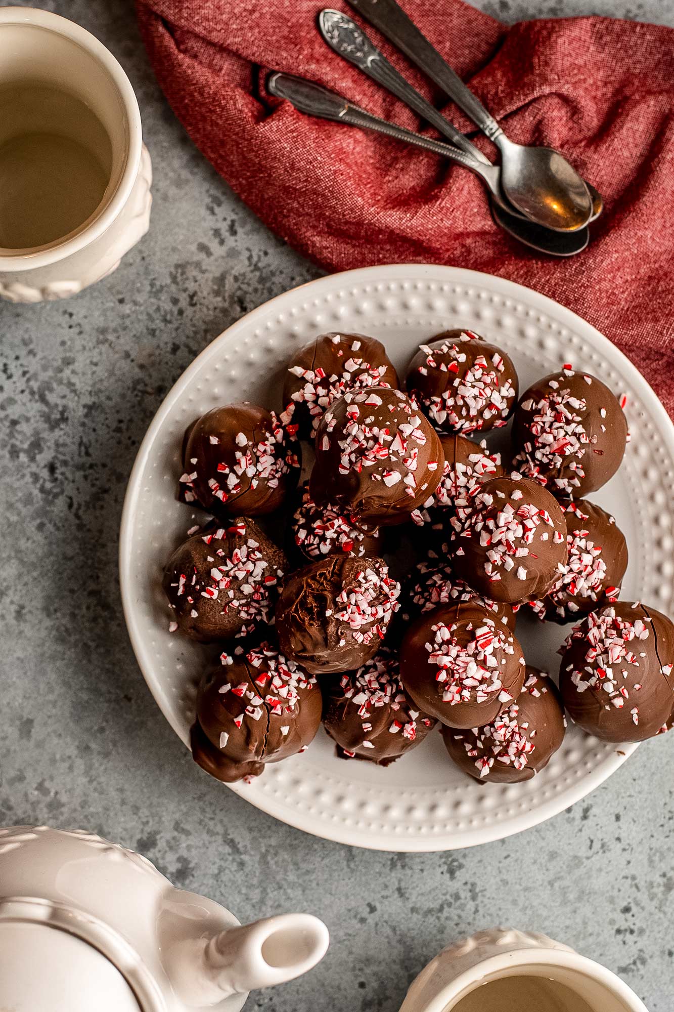 Peppermint Mocha Hot Chocolate Truffle Bombs - The Chunky Chef
