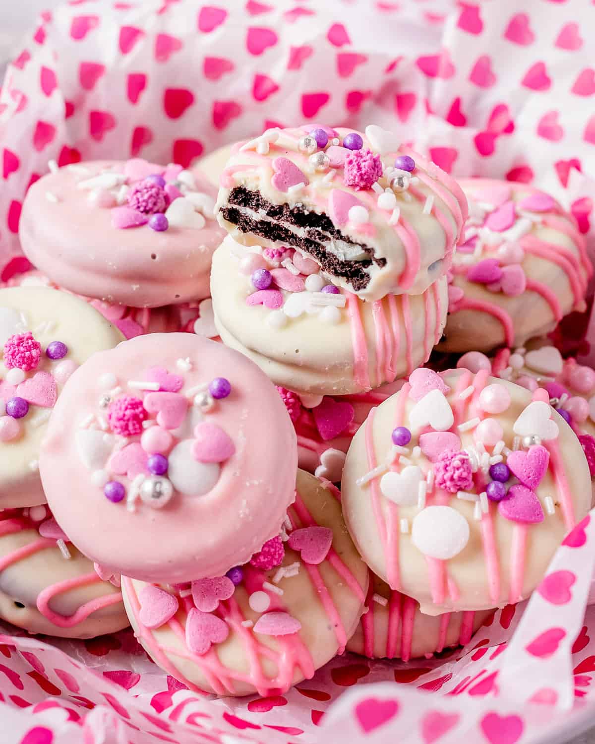 Chocolate Covered Oreos - The Chunky Chef