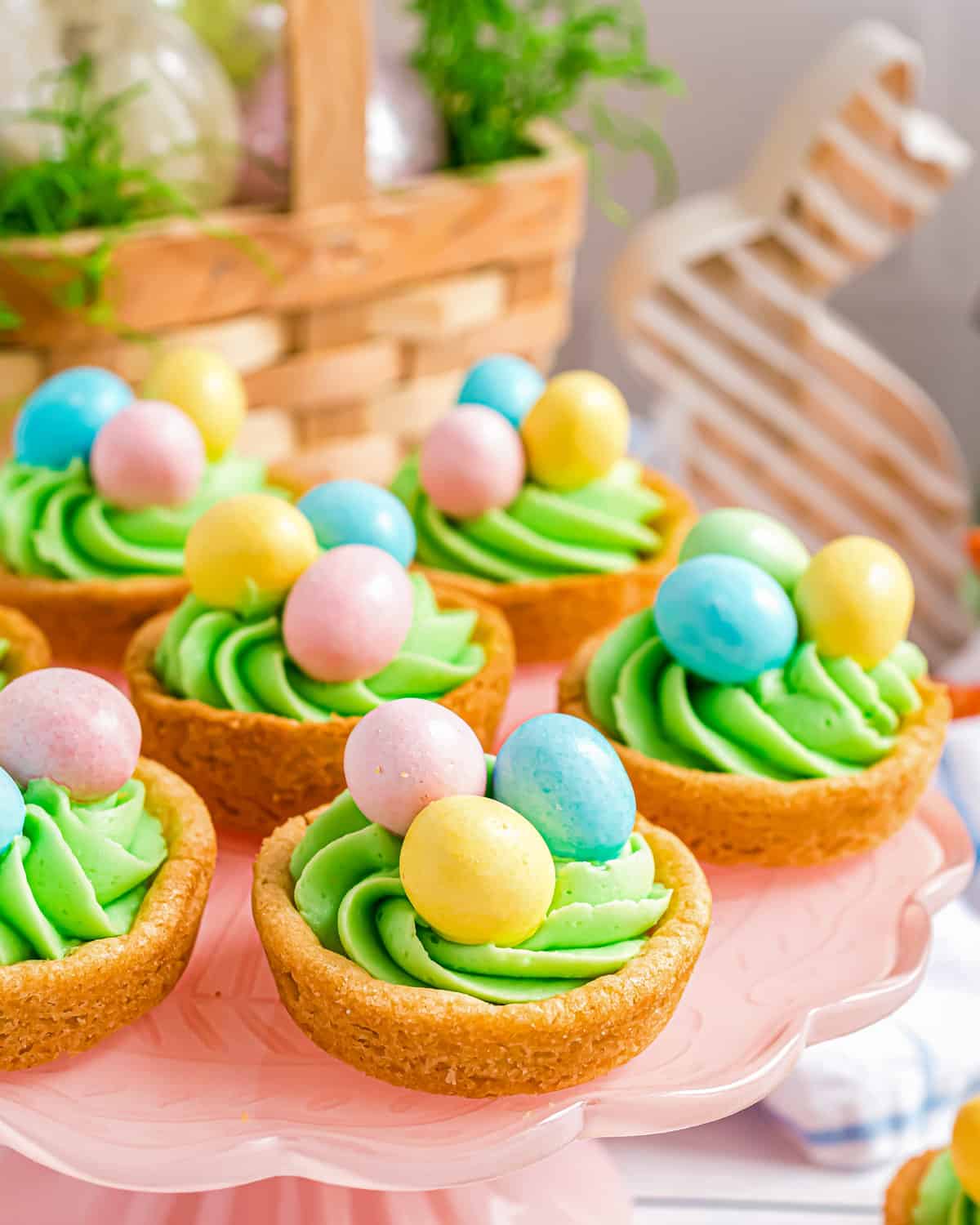 Easter Basket Sugar Cookie Cups - The Chunky Chef