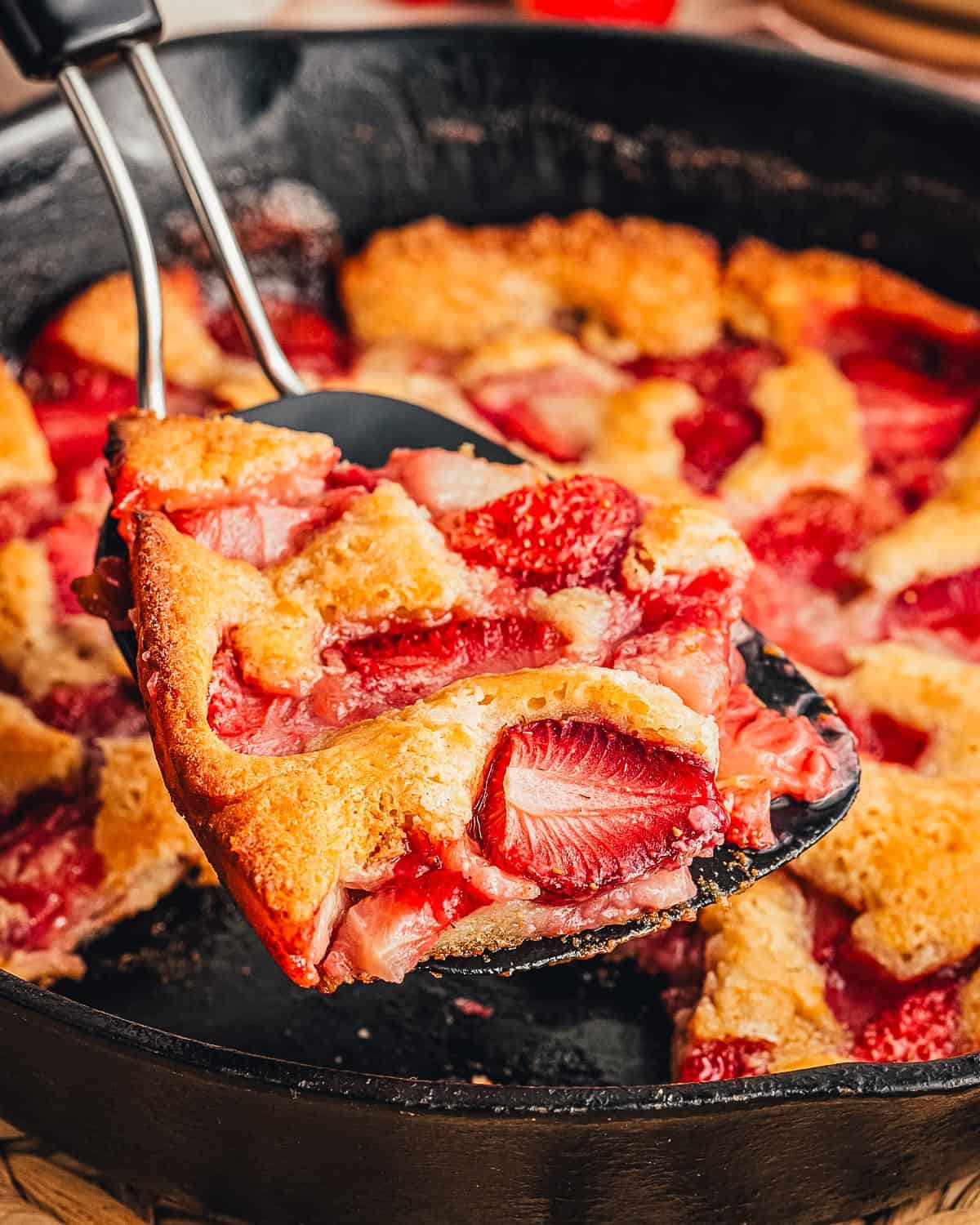 Strawberry Cobbler - The Chunky Chef